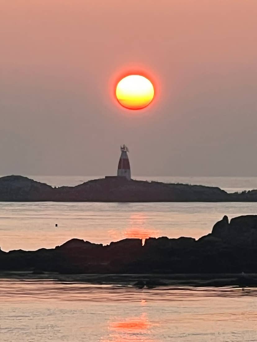 Muglins Lighthouse (2026) – Best of TikTok, Instagram & Reddit Travel Guide