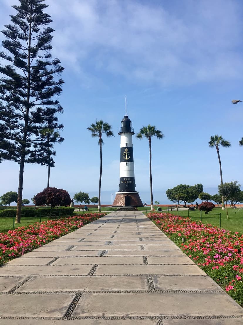 La Marina Lighthouse Lima (2026) – Best of TikTok, Instagram & Reddit ...